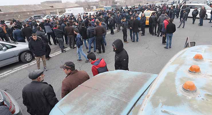 Armenian town residents continue protests against release of ex-army ...