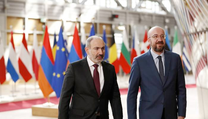 Detached from Armenian reality, Pashinyan has become meat for two dogs ...