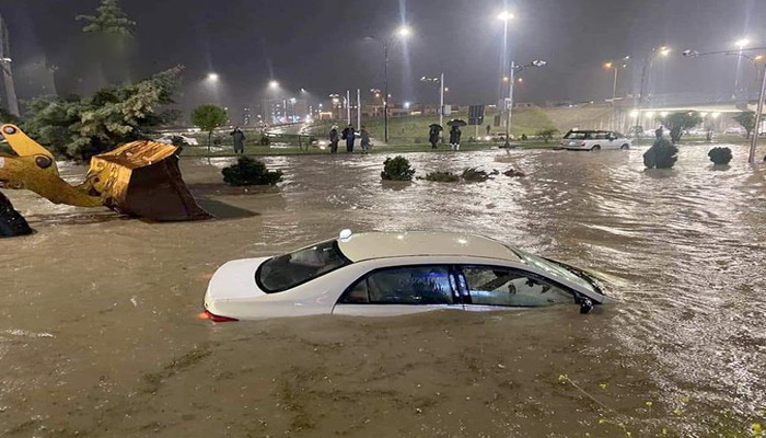 Iraq Severe floods leave several dead, adding to climate strains ...
